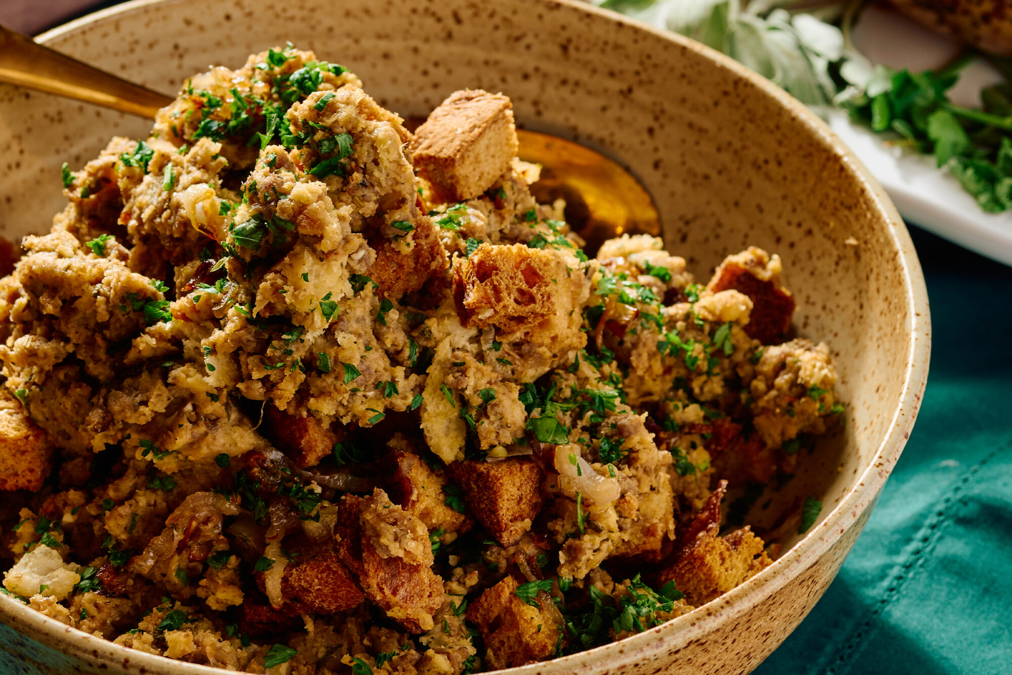 Cornbread and Portuguese Sausage Stuffing – Foodland Super Market